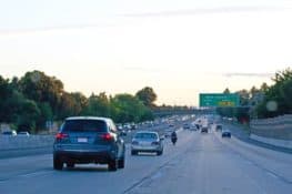 How To Lift A Motorcycle Off The Ground (Step By Step Guide ...